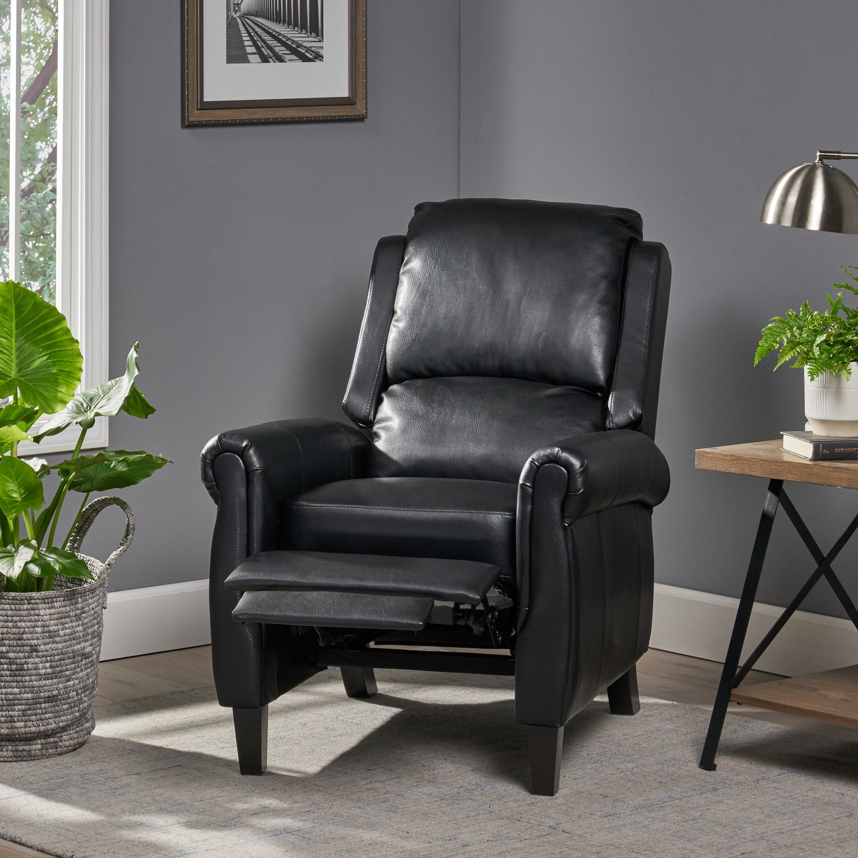 Lloyd Black Leather Recliner Club Chair – GDFStudio