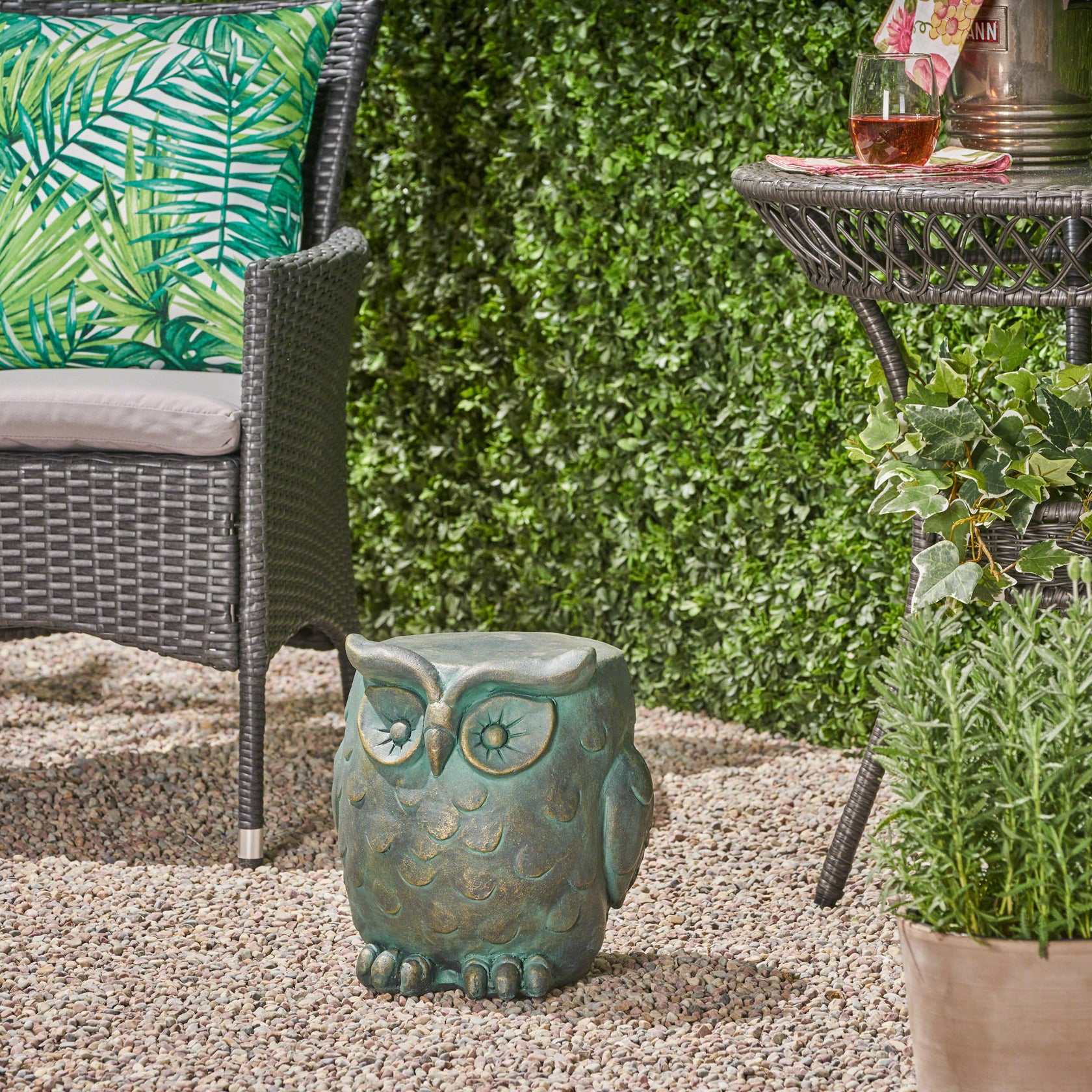 Brock Owl Garden Stool – GDFStudio